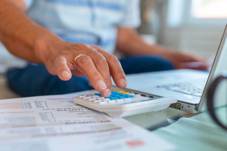 Rattachement fiscal d'un enfant majeur en 2026 : faites le bon calcul ...