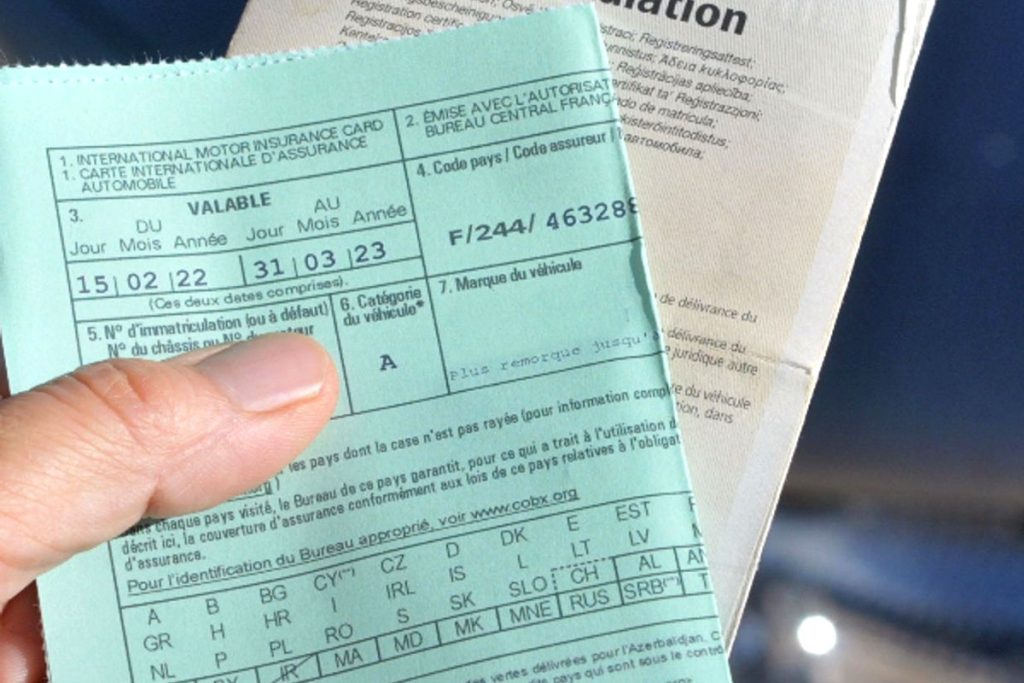 Assurance auto et moto : la carte verte disparaît à partir du 1er avril ...